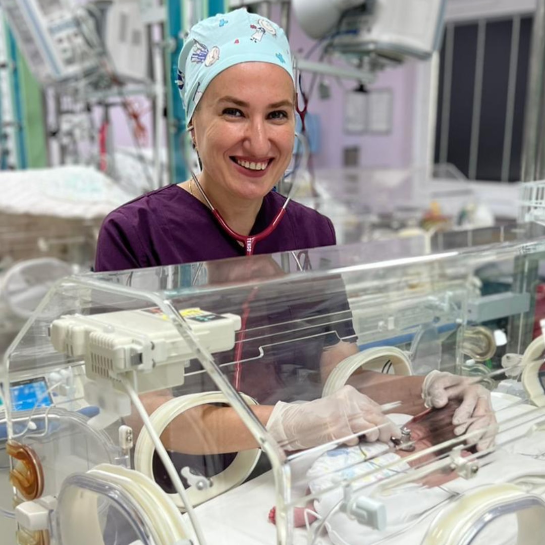 Doç. Dr. Pelin Doğan - Yenidoğan Yoğun Bakım Uzmanı - Ataşehir